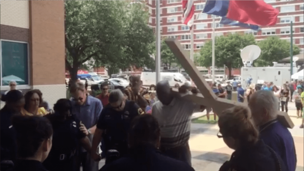 Pastors come together for healing in Dallas, Texas